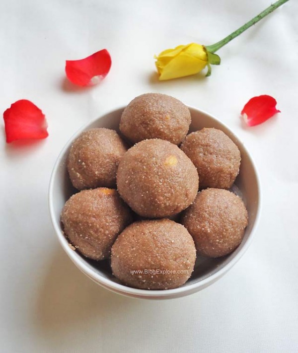 Red Aval Laddu - Red Poha Ladoo - Indian Recipes - Blogexplore